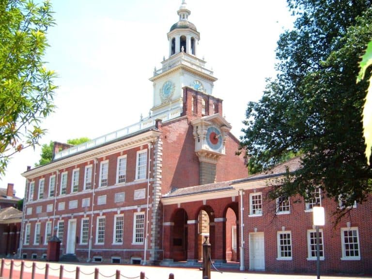 Independence Hall Tickets and Tours (Visitor Tips)