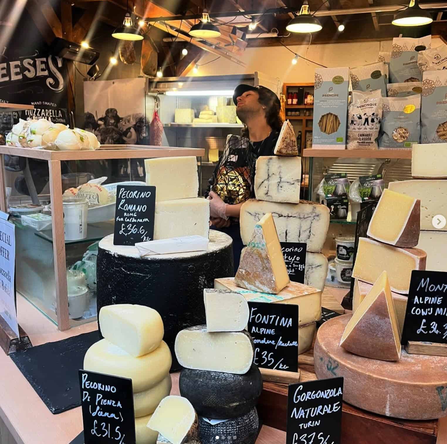 10 Places to Eat in Borough Market London