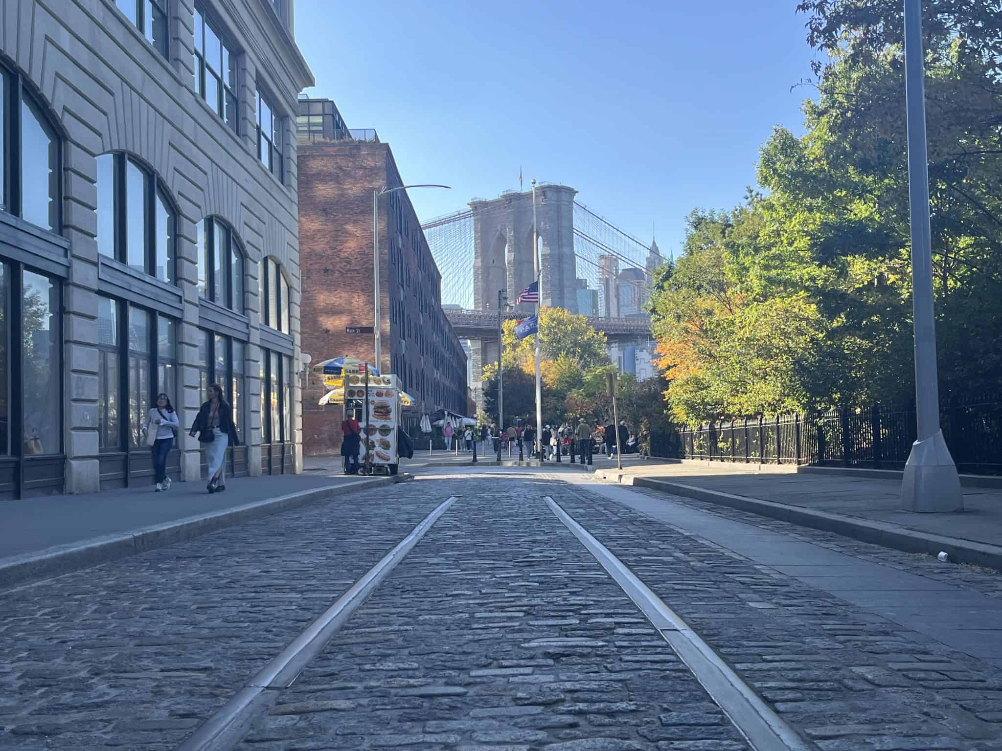 18 Best Things to Do in DUMBO Brooklyn (2025) — Views, Food & Hidden Gems