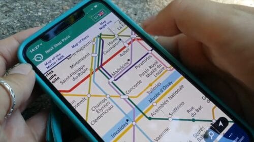 Best Tips on Using the Paris Metro | Tourist Guide
