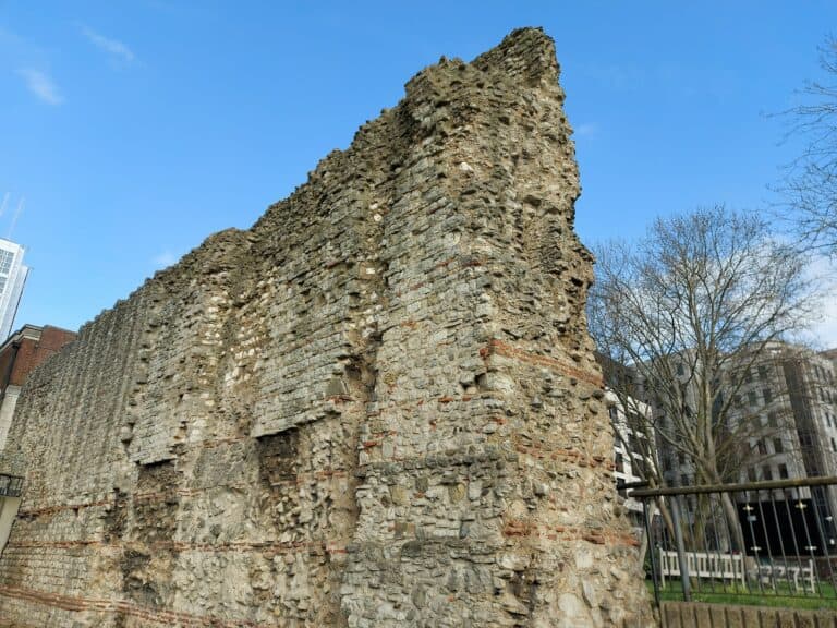 12 Roman London Ruins You Can Visit | with Sights Map