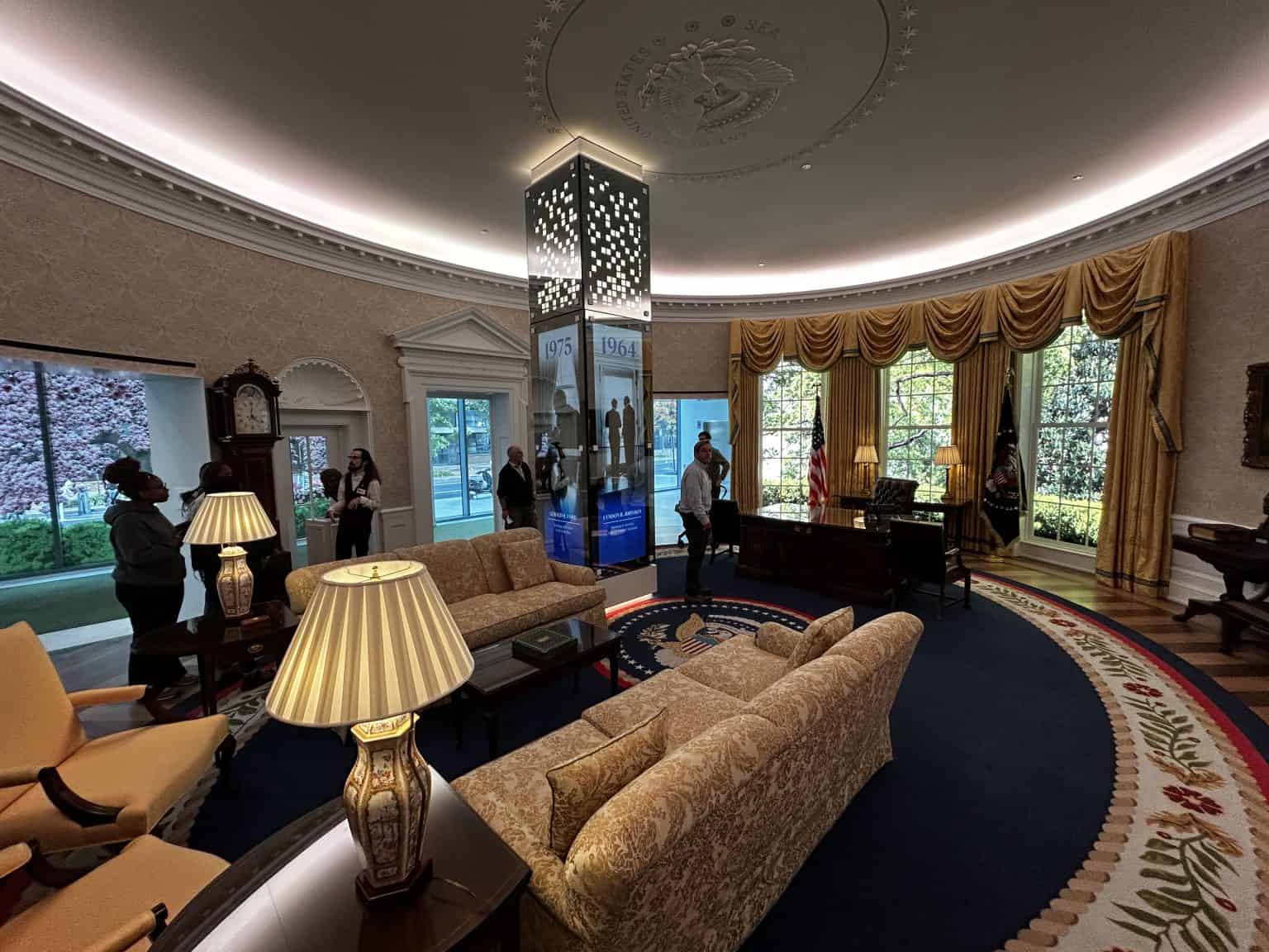 The White House Visitor Center & The People's House Experience