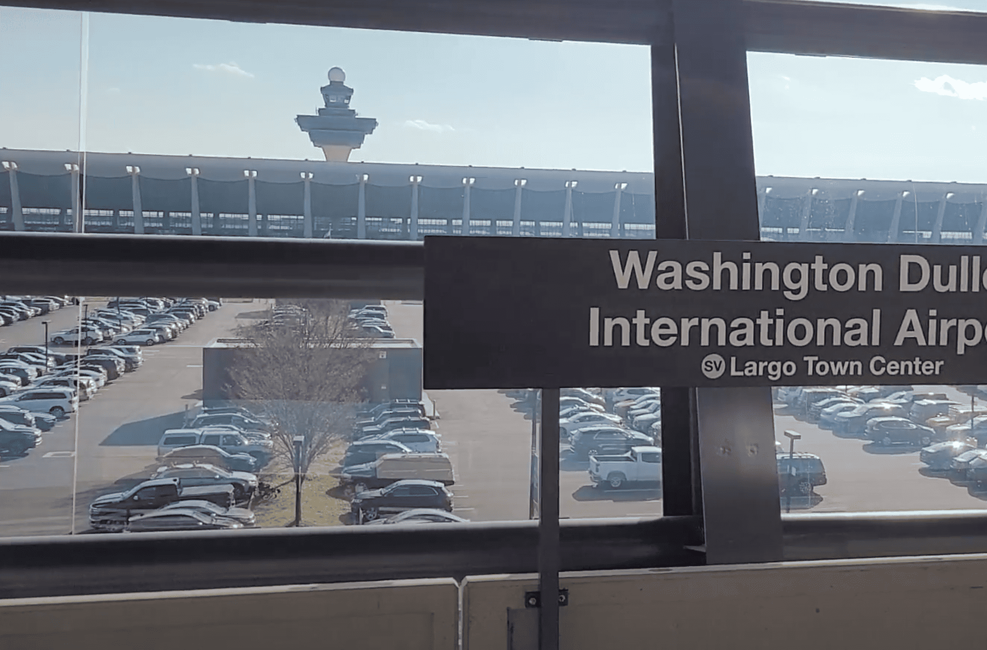 How to Use Metro between Dulles Airport and Washington, DC