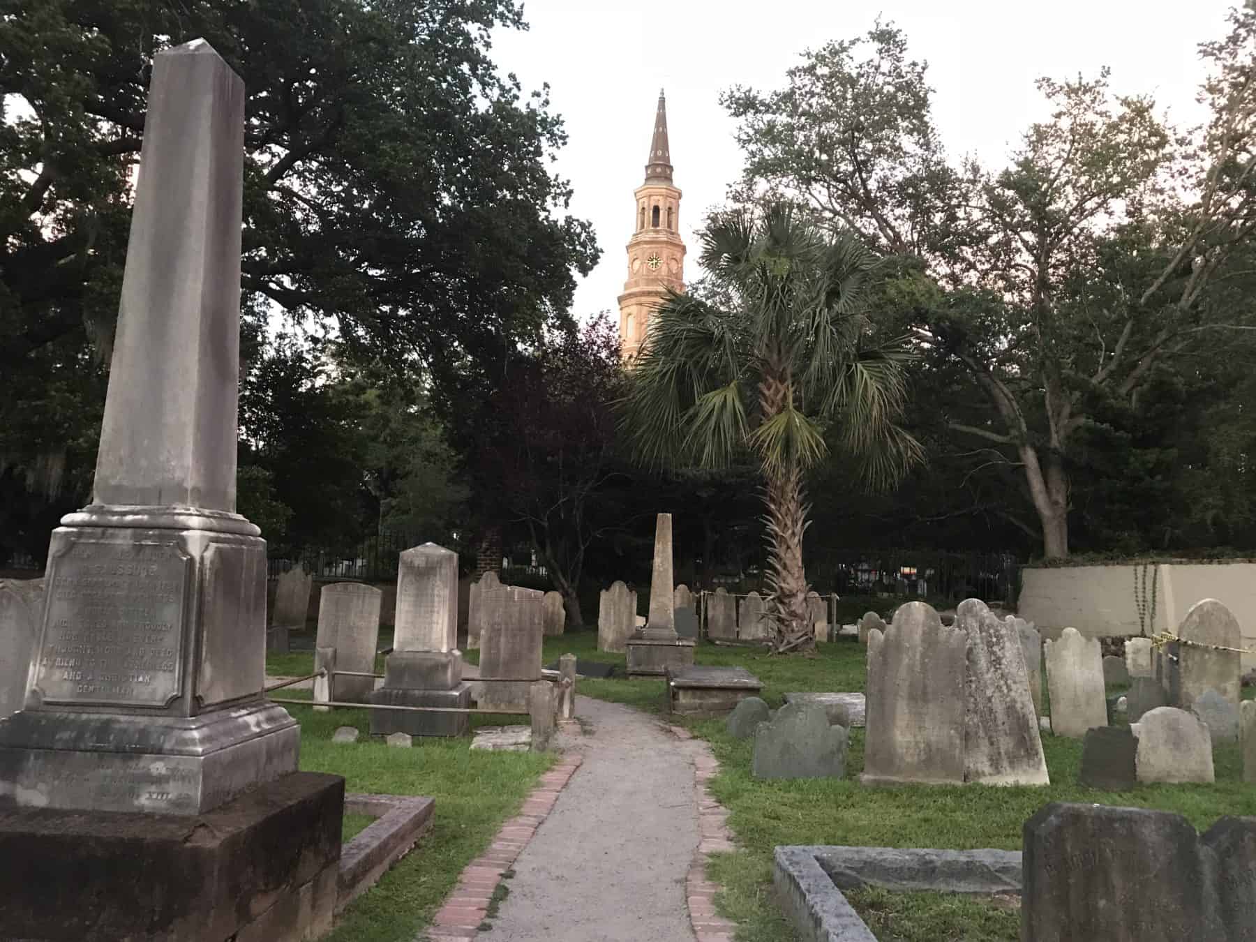 Self Guided Ghosts of Charleston Walking Tour | Tours by Foot