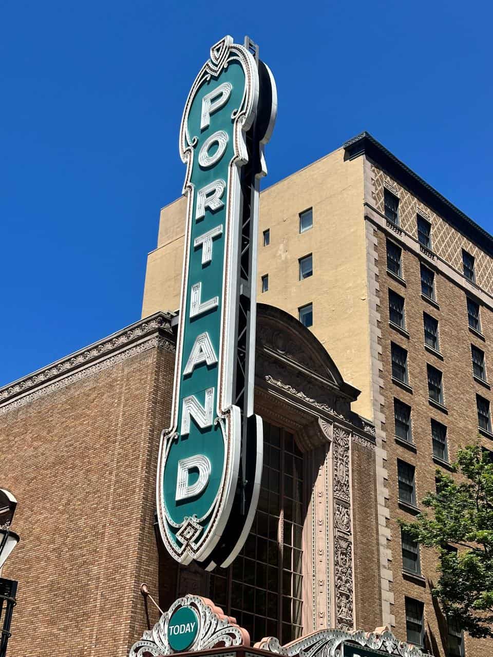 Portland Walking Tours | Tours by Foot